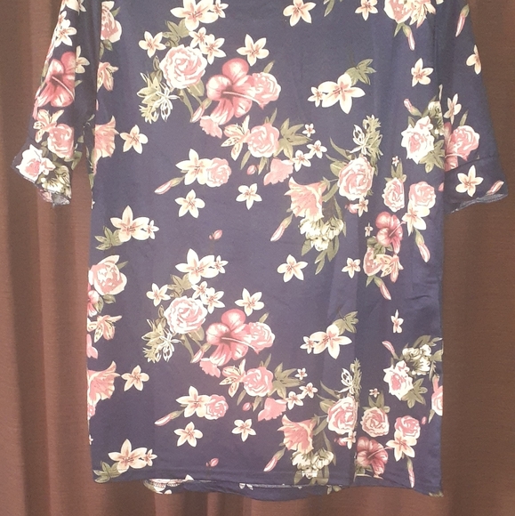 Emily Stacy | Tops | Emily Stacy | Poshmark